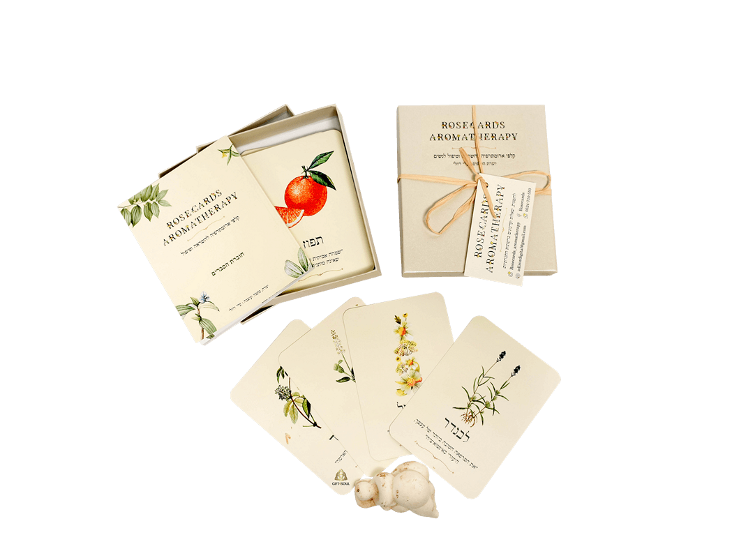 ROSECARDS קלפי ROSECARDS עדי רוזלי רוז קארדס קלפי טיפול בהשראת הארומתרפיה